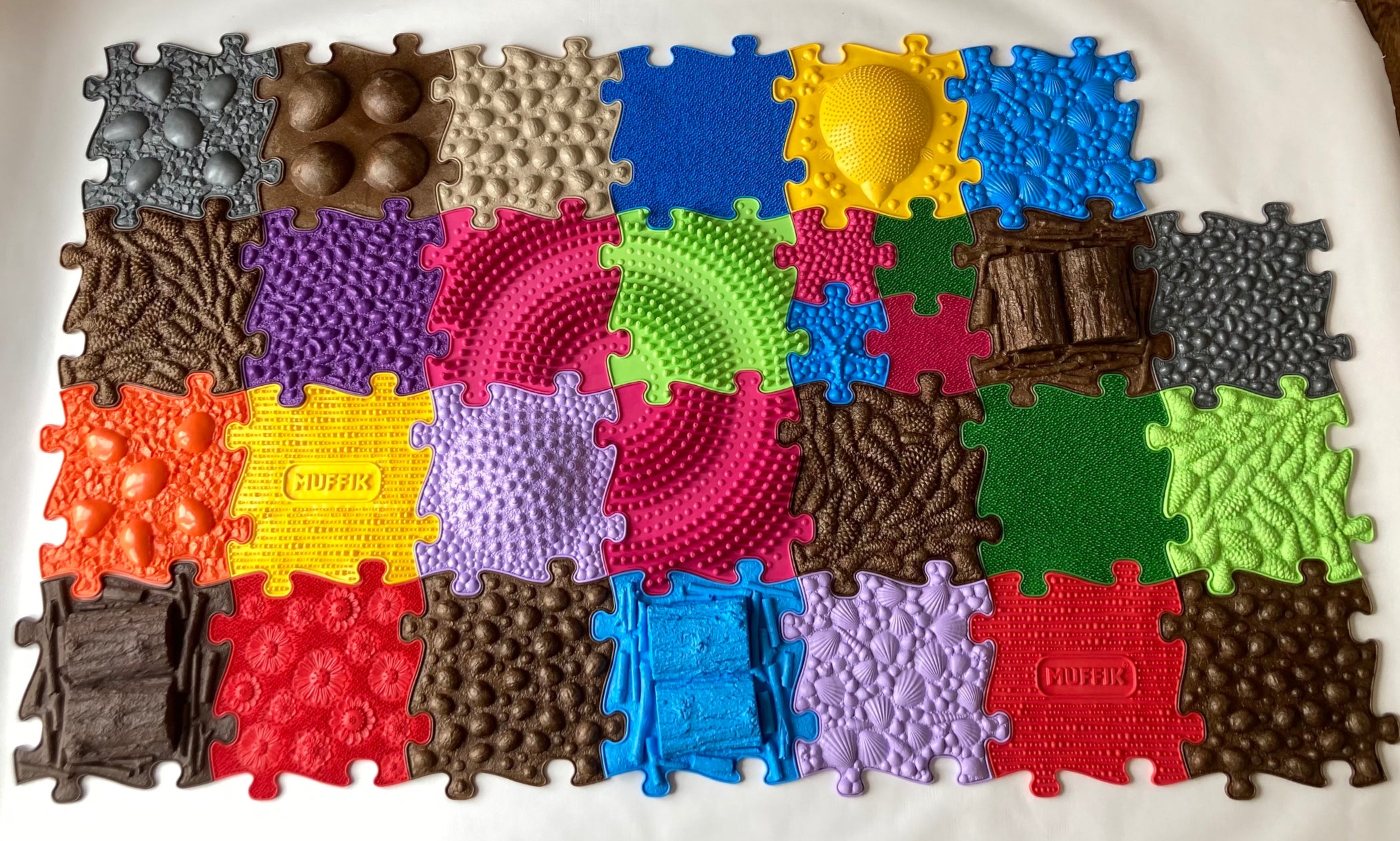 The Royal Muffik Sensory Play Mat
